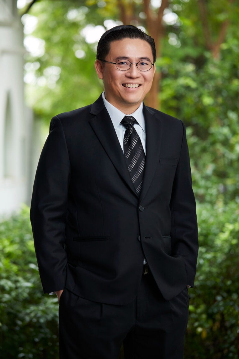 Steve Tan ’98: The Digital Age Tech Man - NUS Law Alumni