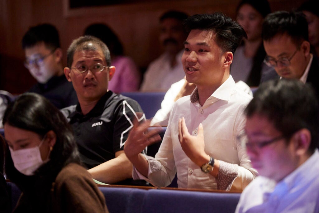 Professor Douglas Kysar delivers Visiting Tan Ah Tah Professorial ...