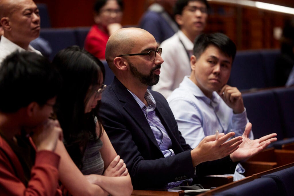 Professor Douglas Kysar delivers Visiting Tan Ah Tah Professorial ...
